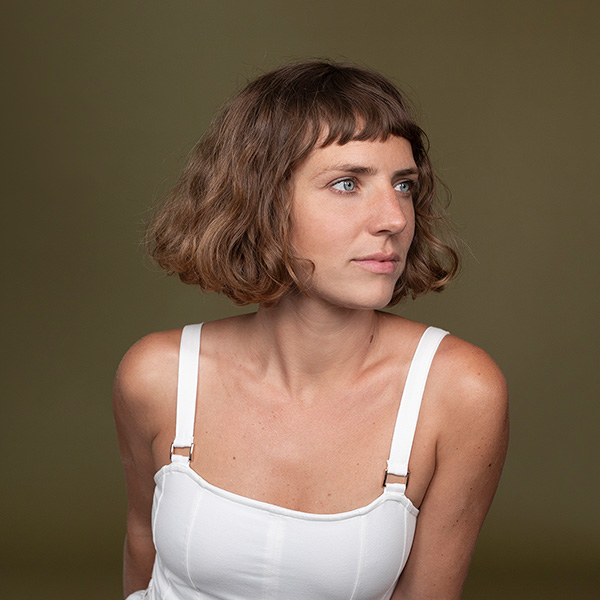 Dani Lu - Songs & Albums | Artlist