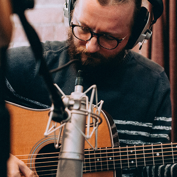 Jamie Rutherford - Songs & Albums | Artlist