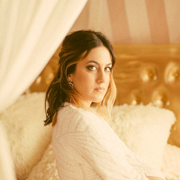 Coco Valentine - Songs & Albums | Artlist